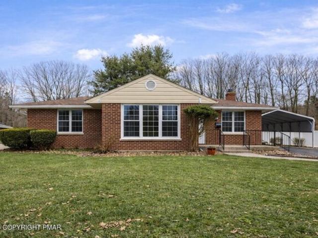 W Th St, Hazleton, Home For Sale