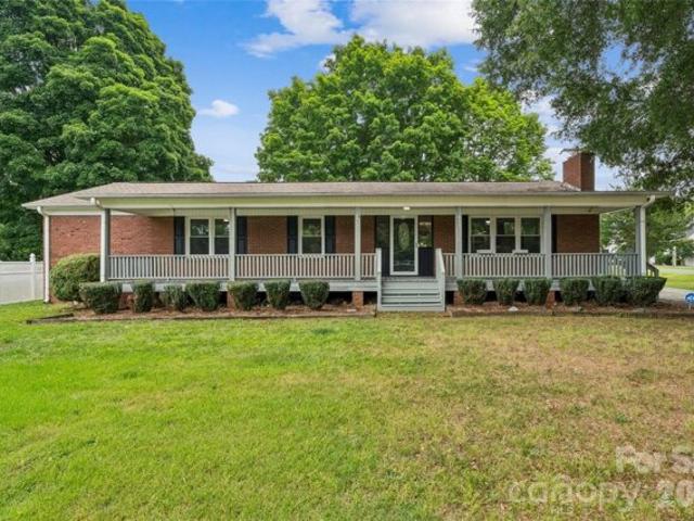 W Th St, Landis, Home For Sale
