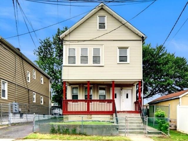 W Th St, Linden, Home For Sale