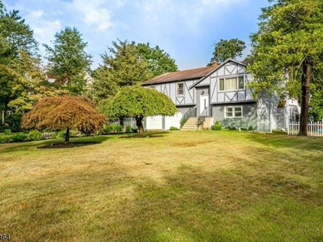 W Th St, Plainfield, Home For Sale