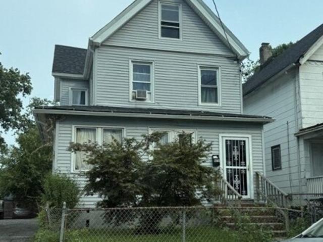 W Th St, Plainfield, Home For Sale