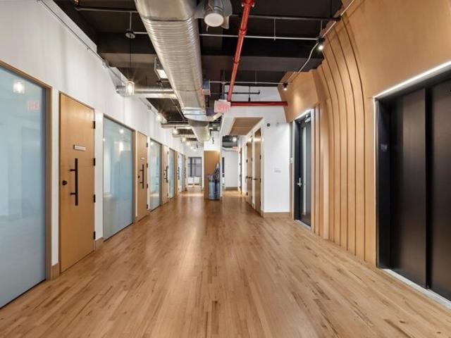 W Th St Rm W, New York, Property For Sale