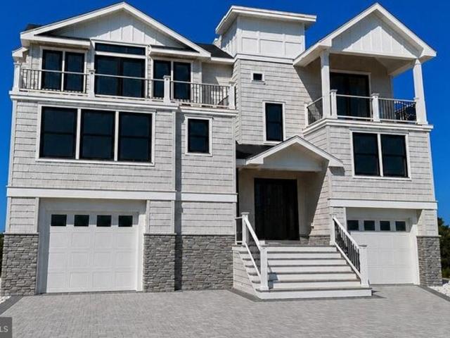 W Th St, Ship Bottom, Home For Sale