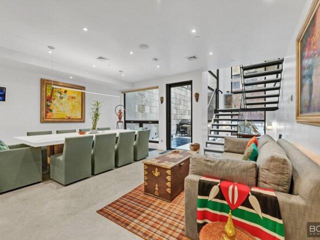 W Th St Unit House, New York, Home For Sale