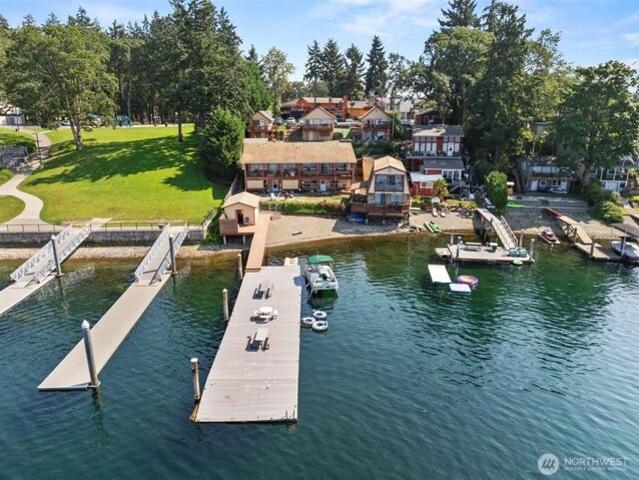 W Thorne Ln Sw Unit,lakewood, Home For Sale