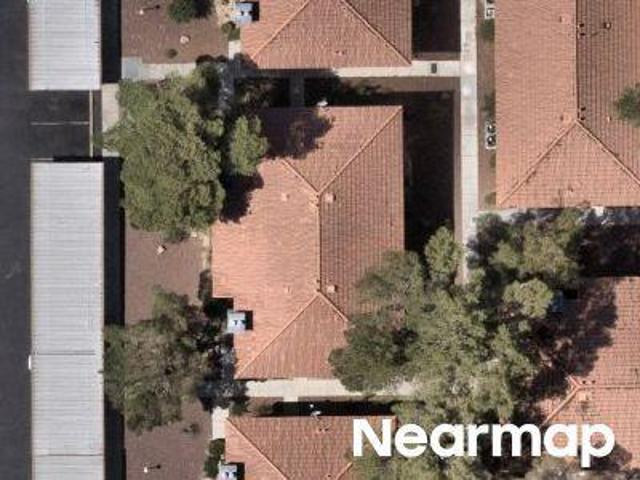 W Tropicana Ave