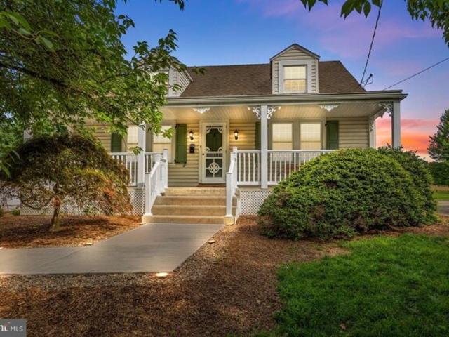 W Upper Ferry Rd, Ewing, Home For Sale