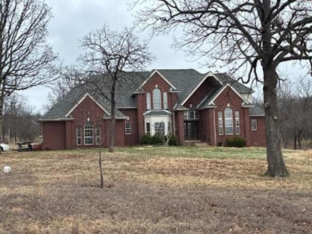 W Valley View Dr