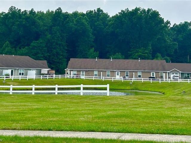 W View Ave, Salem, OH 44460