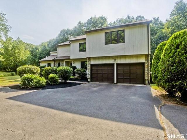 W View Dr, East Windsor, Home For Sale
