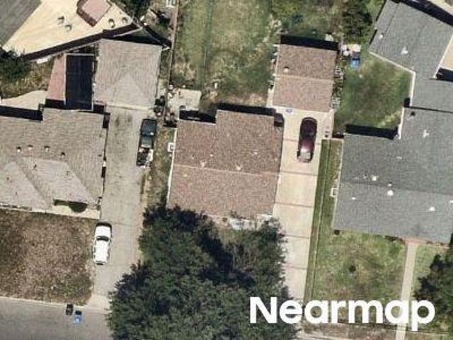 W Walnut Creek Pkwy