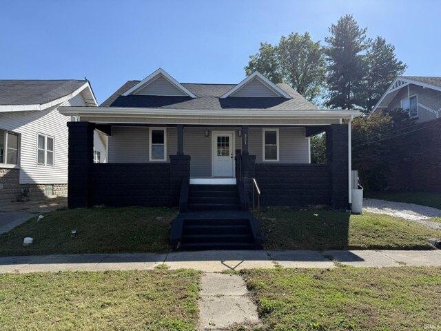 W Walnut St, Washington, Home For Sale