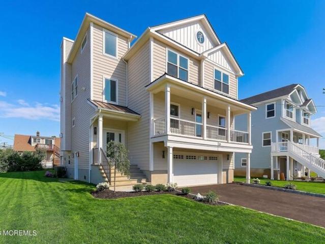 W Washington Ave, Atlantic Highlands, Home For Sale