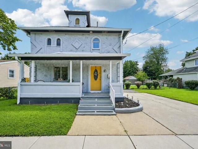 W Washington St, Paulsboro, Home For Sale