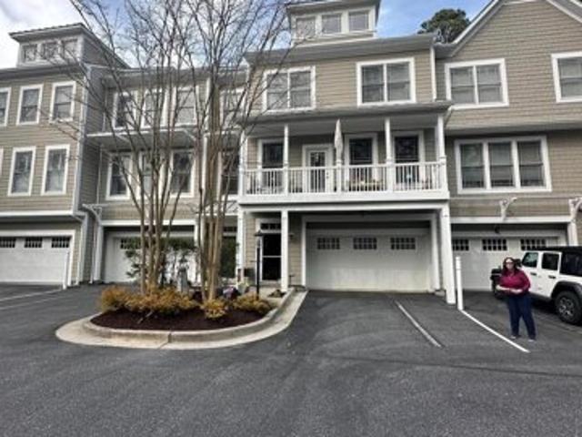 W War Dancer Ln Unit,berlin, Condo For Sale