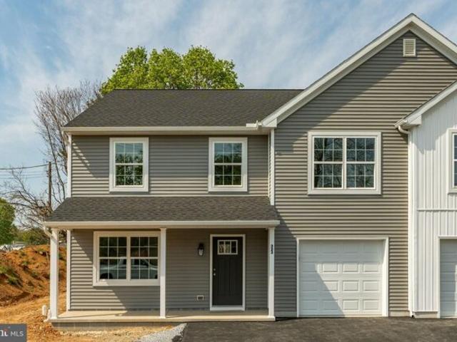 W Water St, Annville, Home For Sale