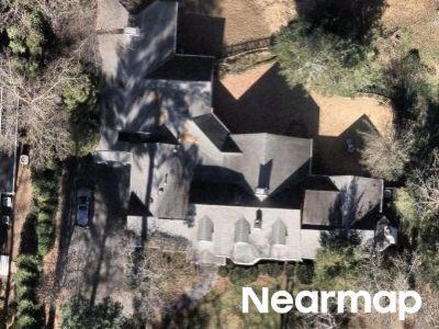 W Wesley Rd NW