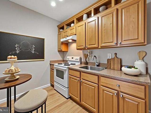 W Westmoreland St, Philadelphia, Home For Sale