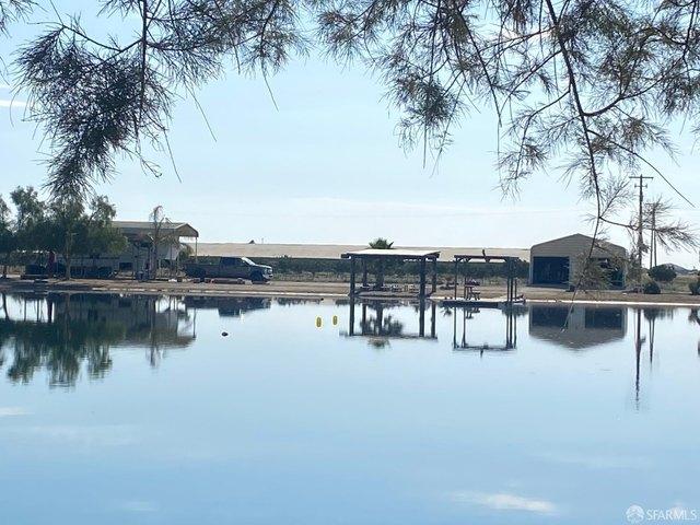 W Whitesbridge Ave, Kerman, CA 93630