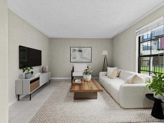 W Winston Ave Apt,baton Rouge, Condo For Sale