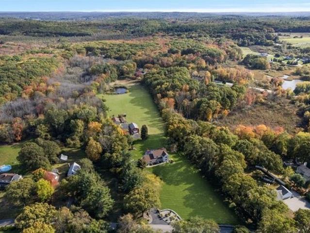 W Wrentham Rd, Cumberland, Home For Sale