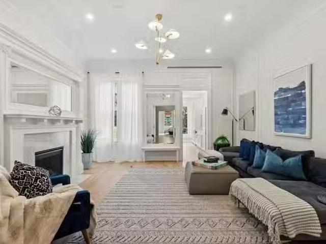 W 141st St, New York City, NY