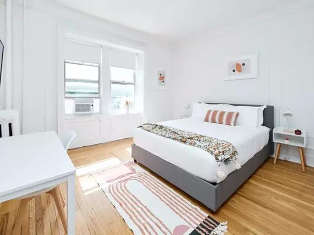 W 141st St #651
