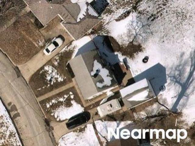 W 14th St N