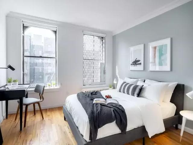 W 116th St #380