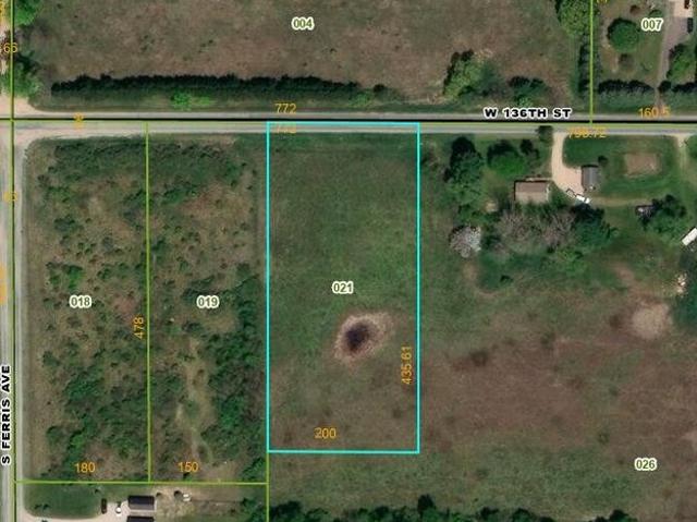 W 136th St, Grant, MI 49327