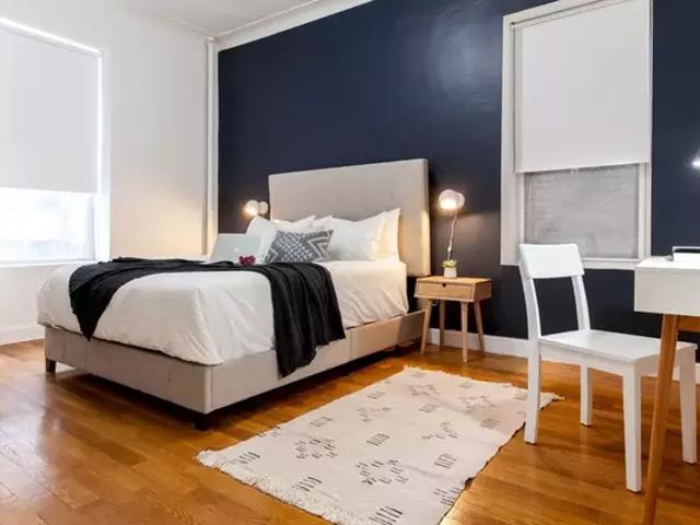 W 136th St #130