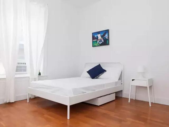 W 136th St #734