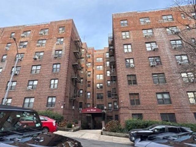 W 240th St Apt 2g