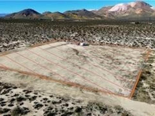 W 25th St, Mojave, CA 93501