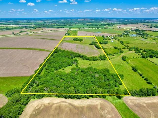 W 215th St, Edgerton, KS 66021