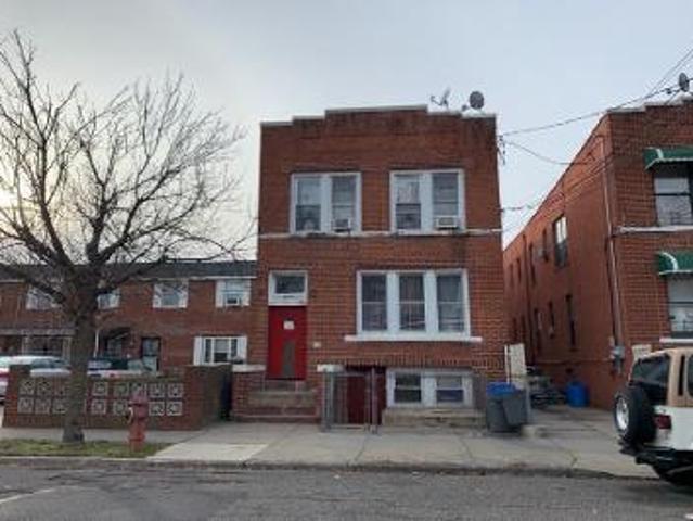 W 35th St # 4