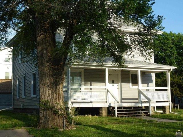 W 402st Apt D, Emporia, KS 66801