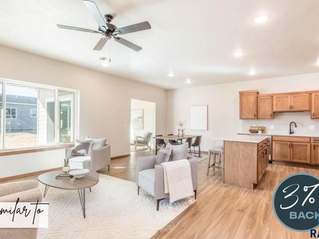 W 43rd St, Sioux Falls, SD 57106
