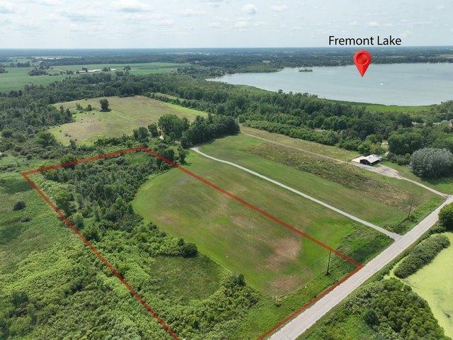 W 56th St, Fremont, MI 49412