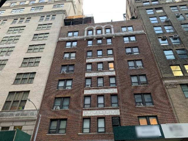 W 58th St Apt 1c
