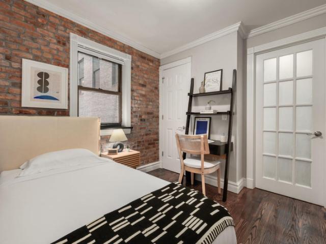 W 50th st apt in great part of midtown
