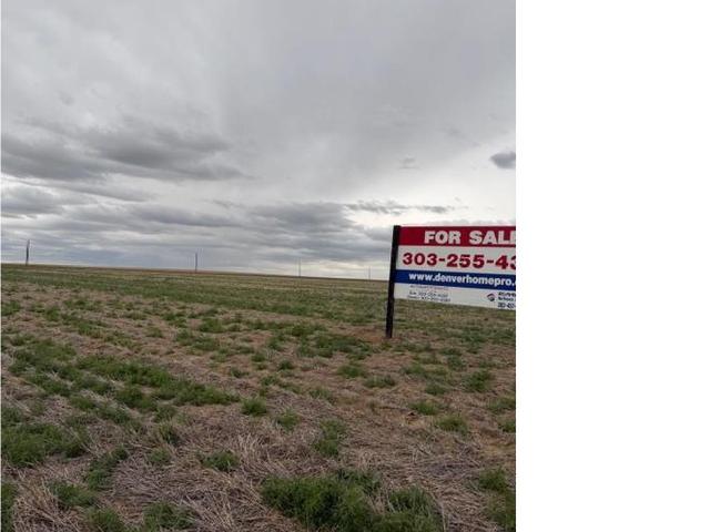 WCR 81 and Co Rd 8