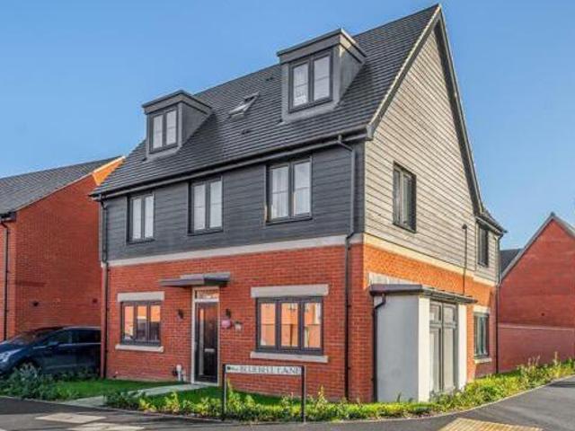 Wantage, Oxfordshire, 4 Bedroom Detached