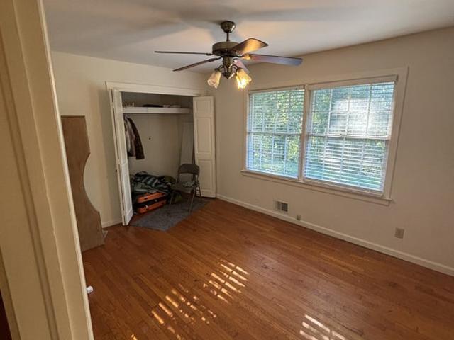 Wanting a roommate for an 800sf room