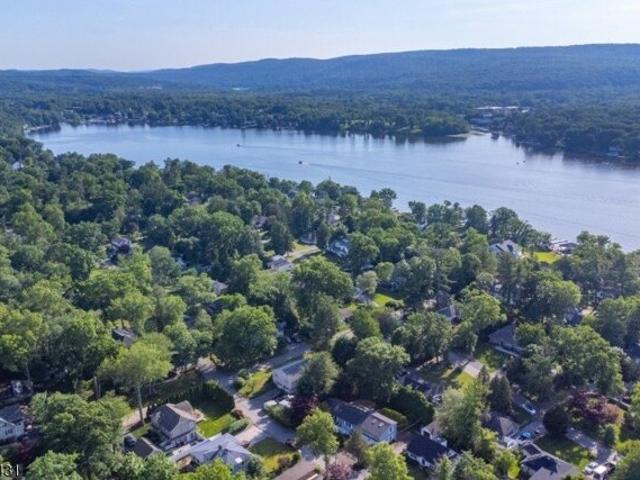 Wanaque Rd, West Milford, Home For Sale