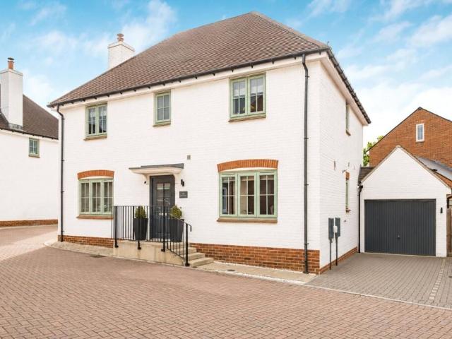 Wanborough Way, Ash Green, Aldershot GU12, 4 bed detached house to rent, £3,000 pcm | PrimeLocation