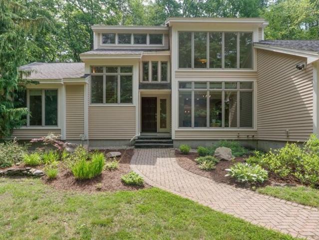 Wander Hill Rd, York, Home For Sale