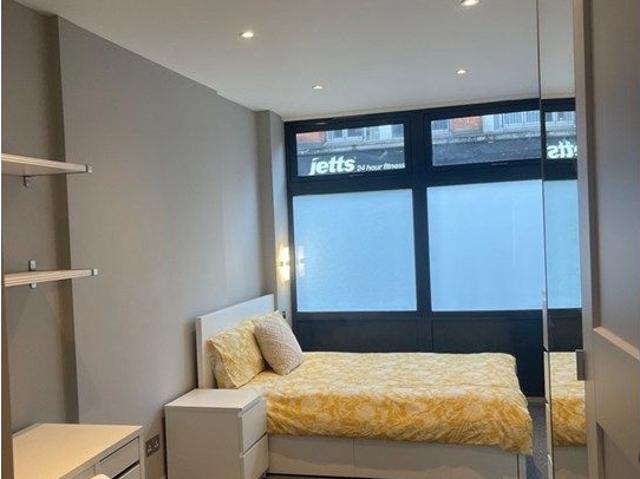 Wandsworth High Street, London SW18, Room to rent, £1,375 pcm | PrimeLocation