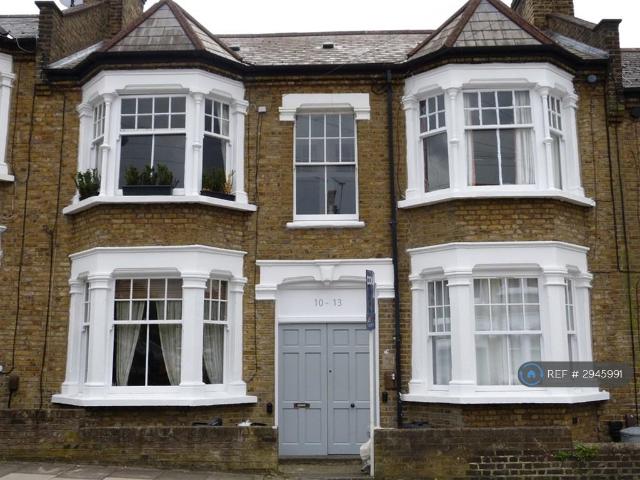 Wandsworth, London, SW18 2 bed flat to rent £2,450 pcm £565 pw