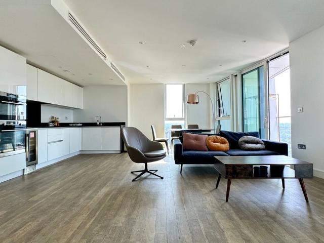 Wandsworth Road, London SW8, 2 bed flat to rent, £4,100 pcm | PrimeLocation
